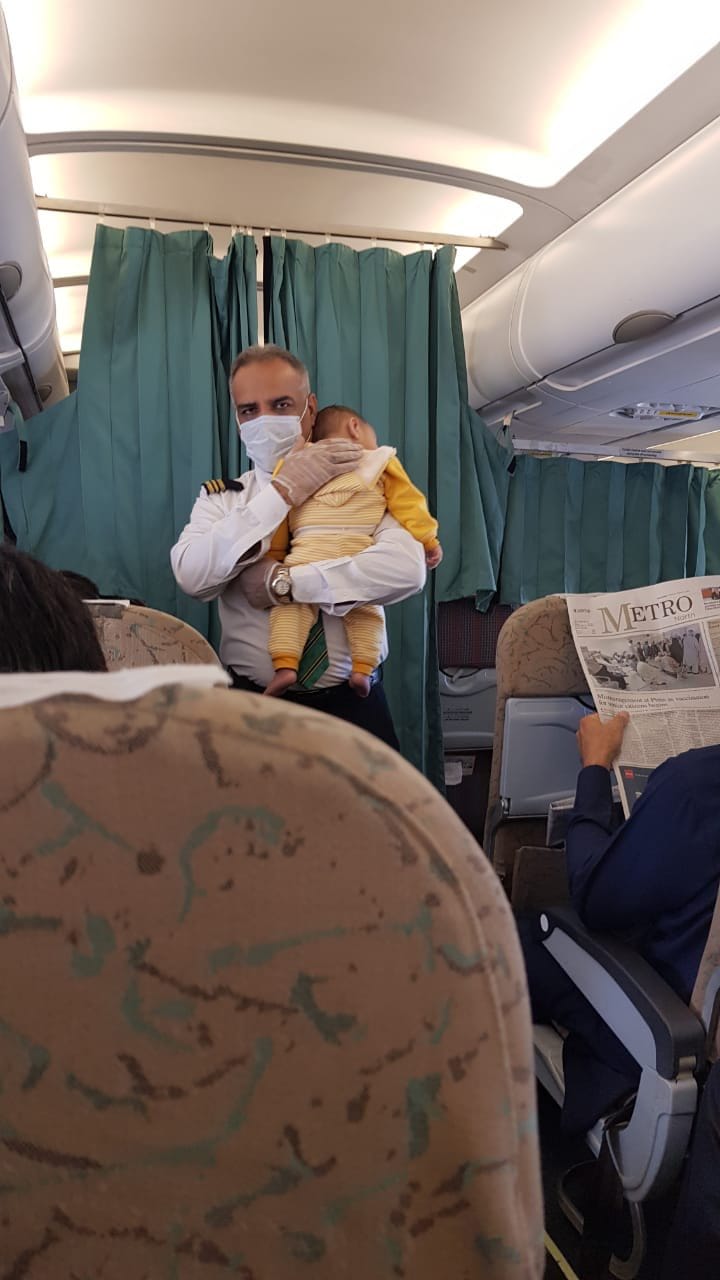 PIA's flight attendant wins hearts - Pakistan Observer