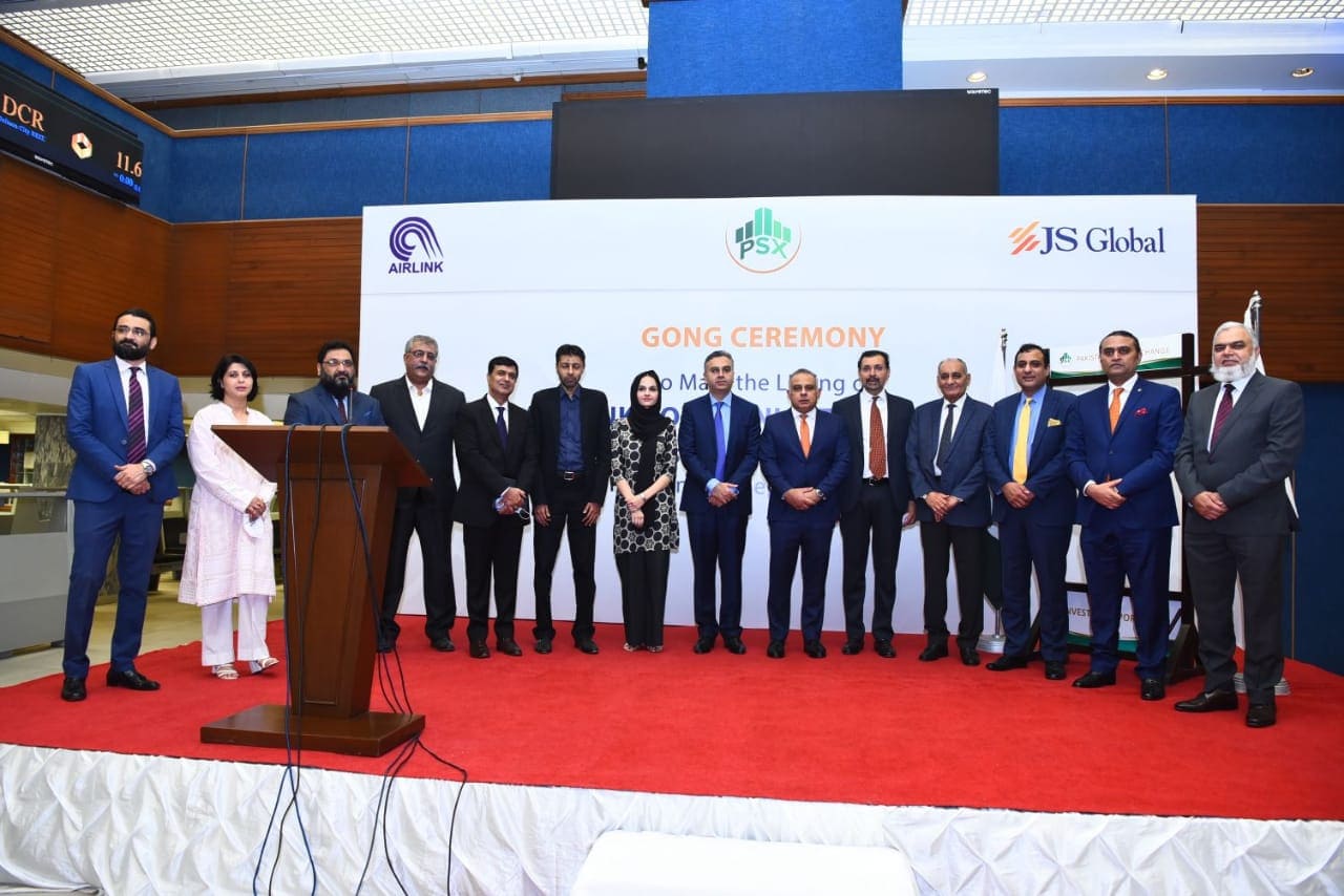 Gong ceremony held to mark listing of Pakistan’s biggest IPO Air Link ...