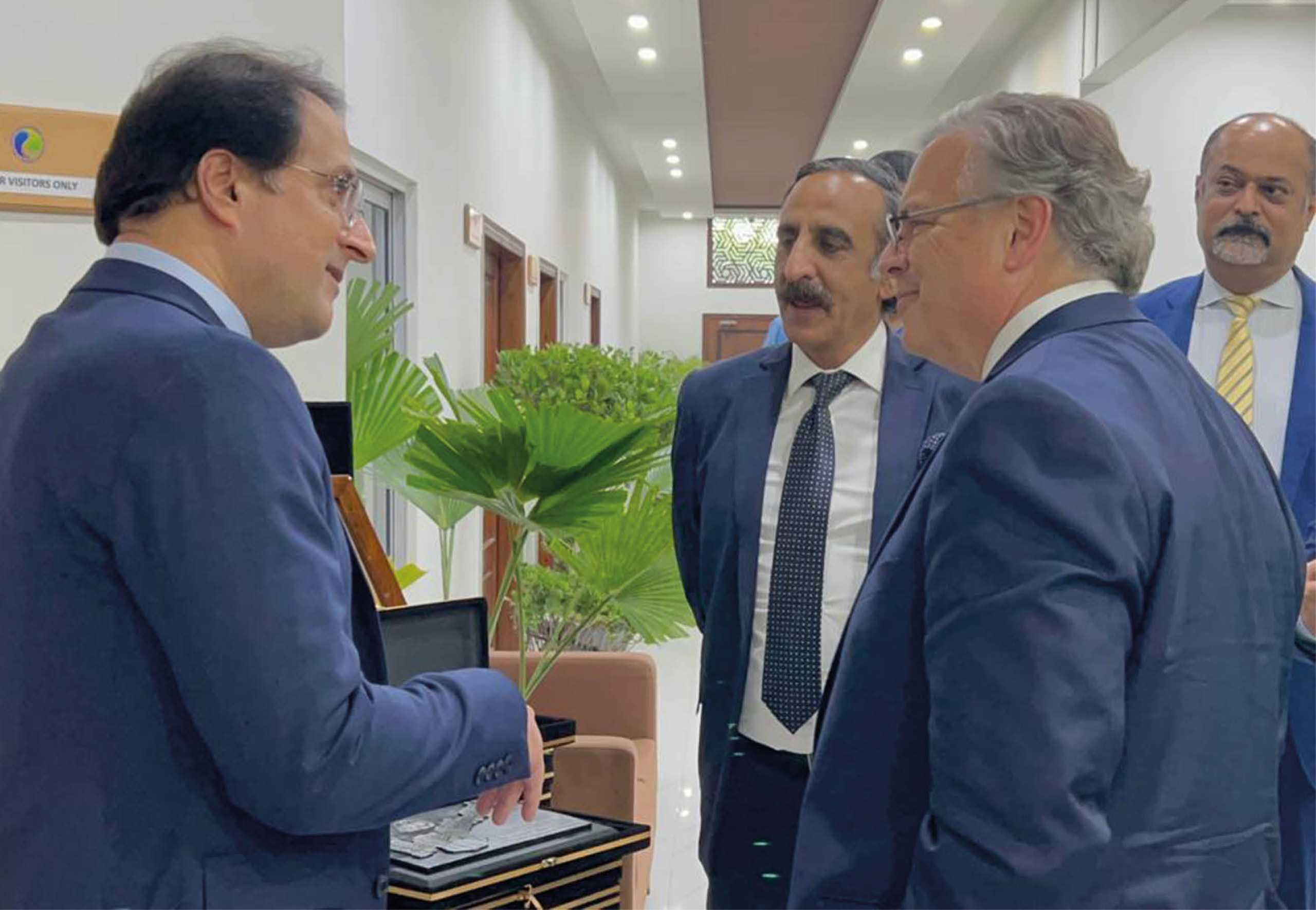 CEO Ruda, CBD Punjab brief US envoy about projects - Pakistan Observer