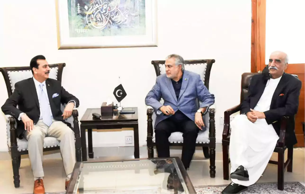 Gilani, Shah meet Dar - Pakistan Observer