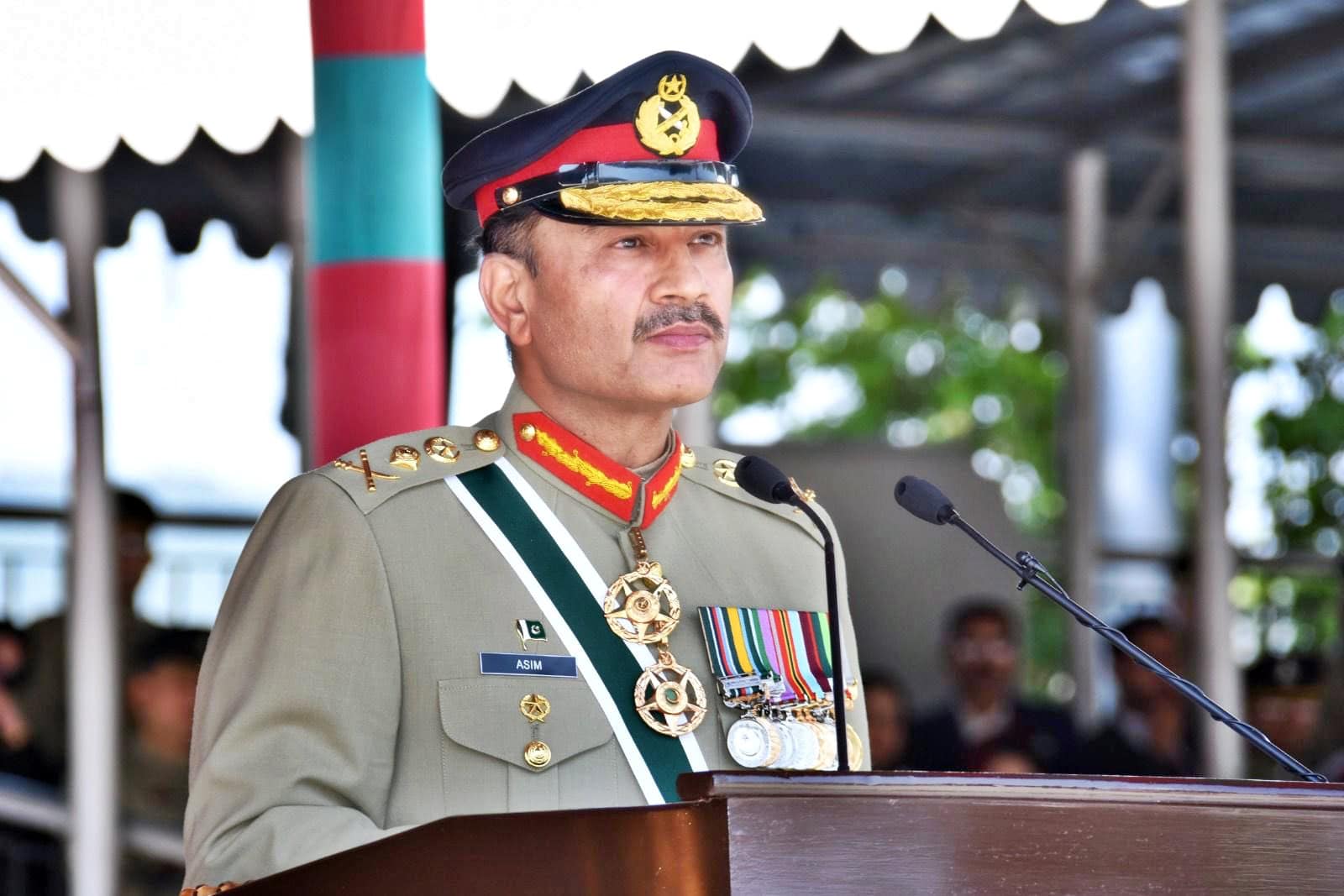 Army Chief remains resolute to strengthen bond with people, crushing ...