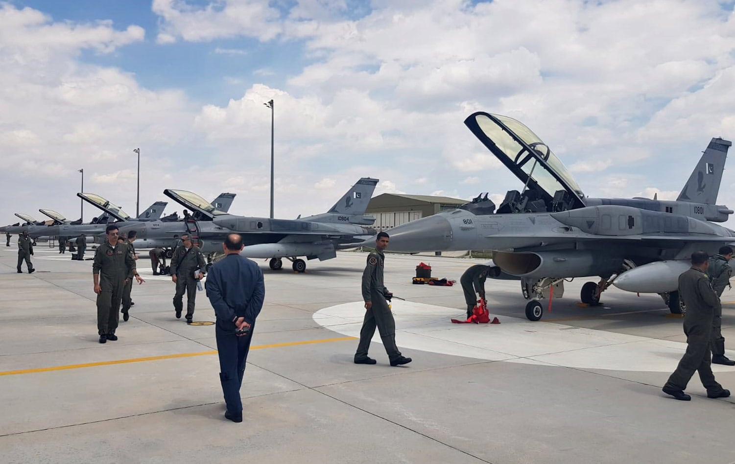 PAF contingent lands in Konya to dazzle Turkish skies in multinational ...