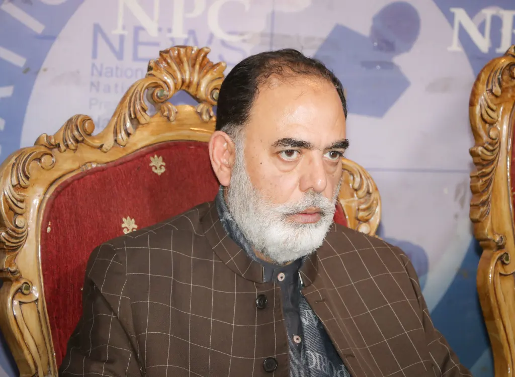 Minister Talha rejects free, VIP Hajj - Pakistan Observer