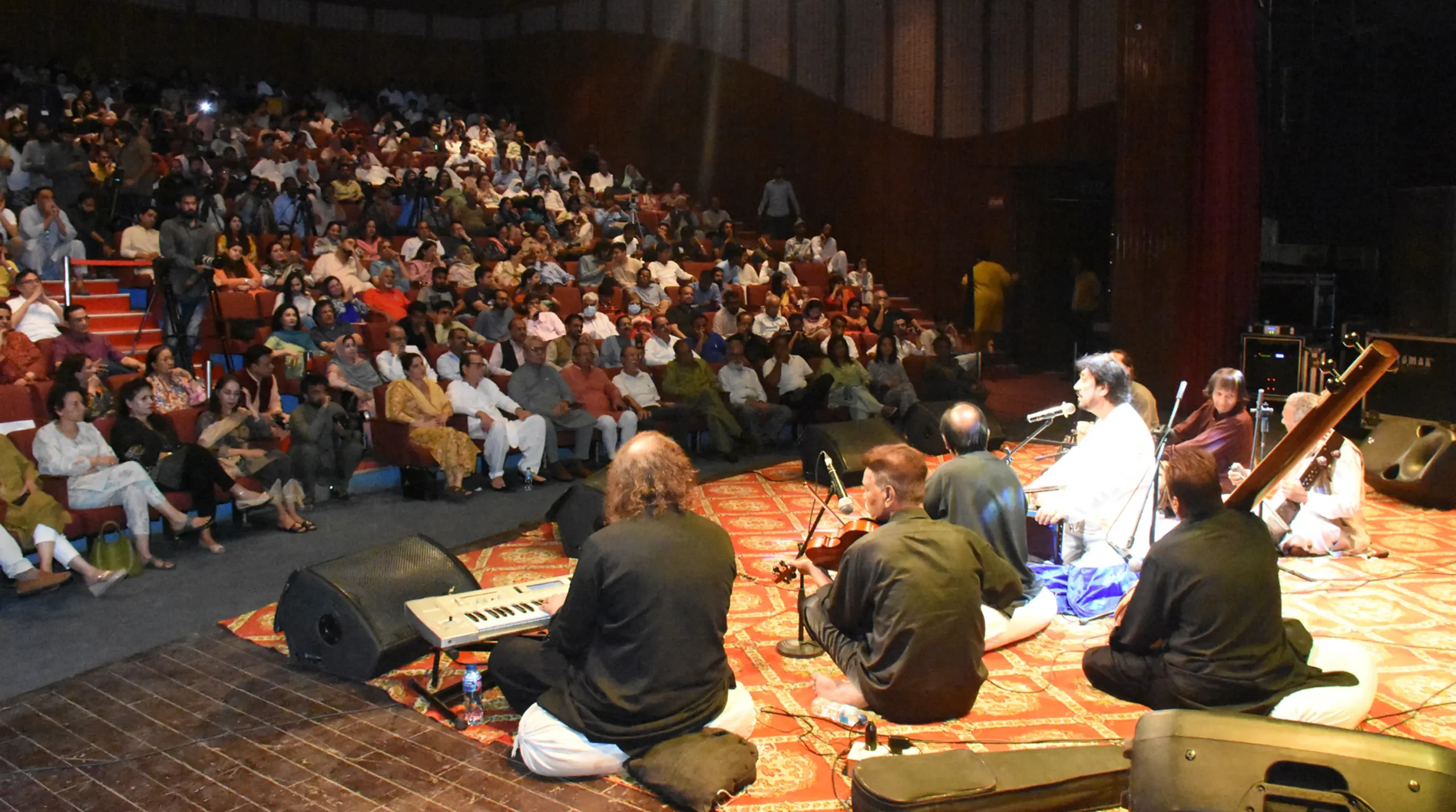 ACP organized classical music evening Nishist-e-Khas - Pakistan Observer