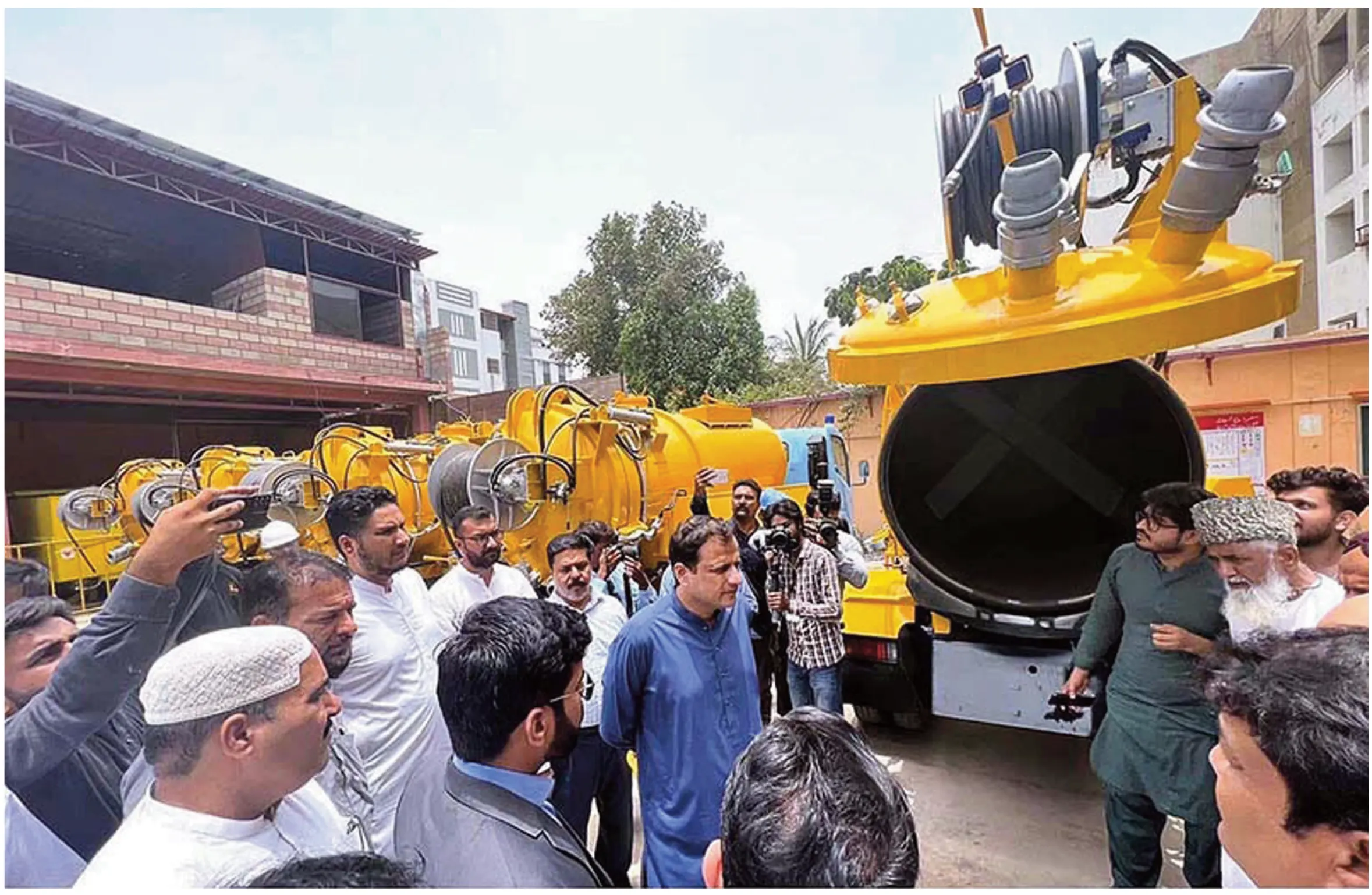 Murtaza declares rain emergency; KWSB to get equipment soon - Pakistan ...