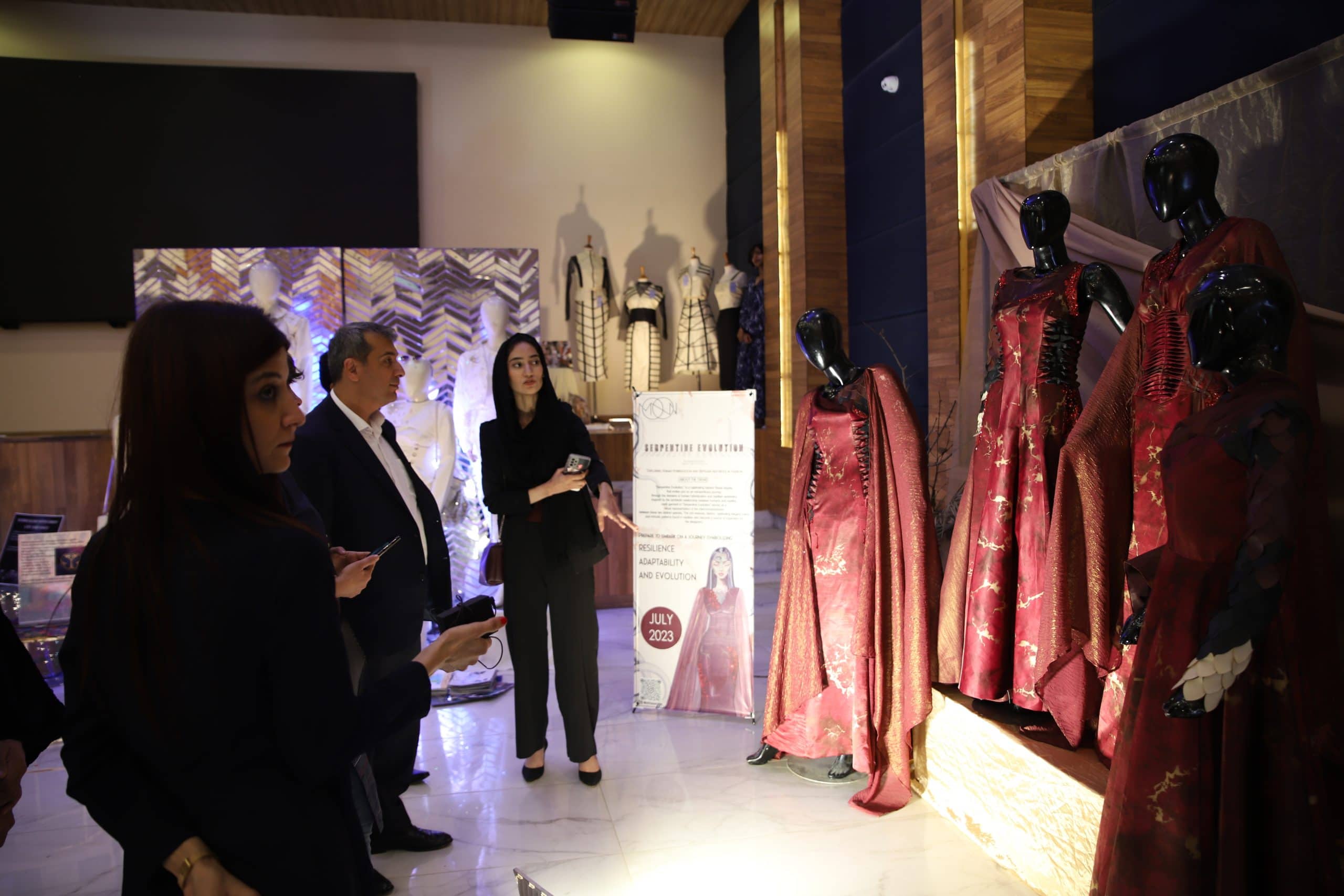 Iqra inaugurates final fashion collection display - Pakistan Observer