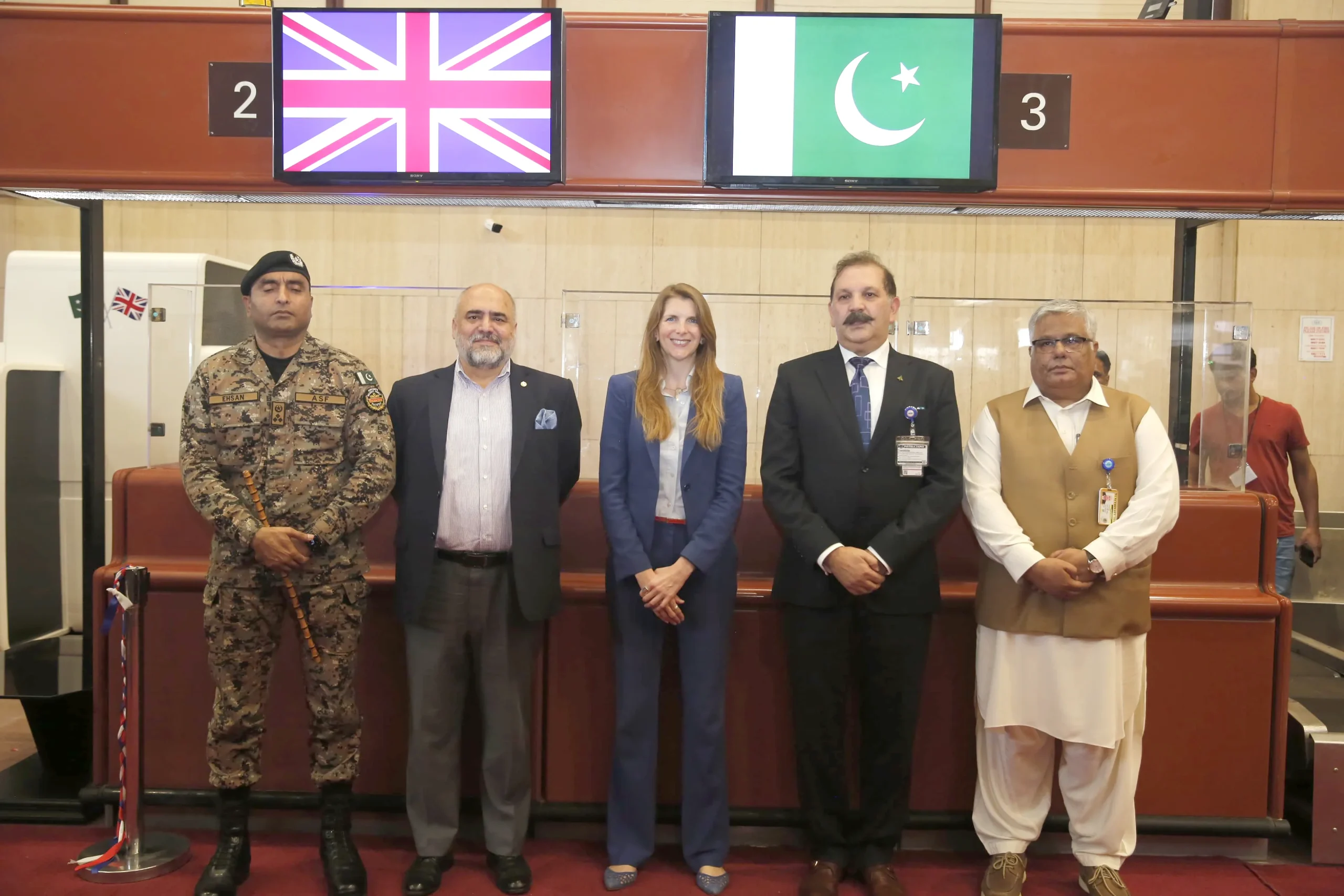 British High Commissioner gifts airport security scanners to Pakistan ...