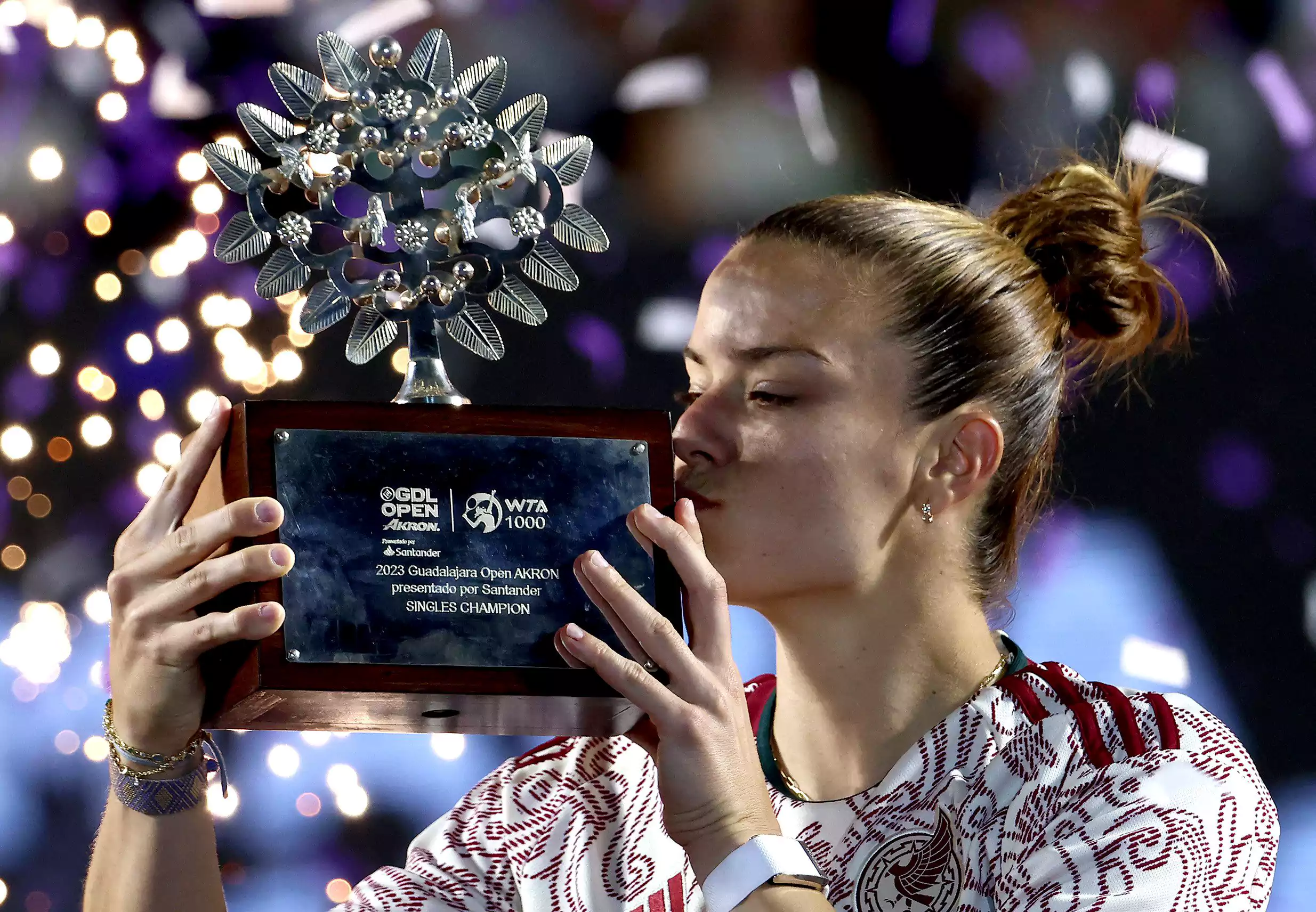 Sakkari downs Dolehide for WTA Guadalajara title - Pakistan Observer