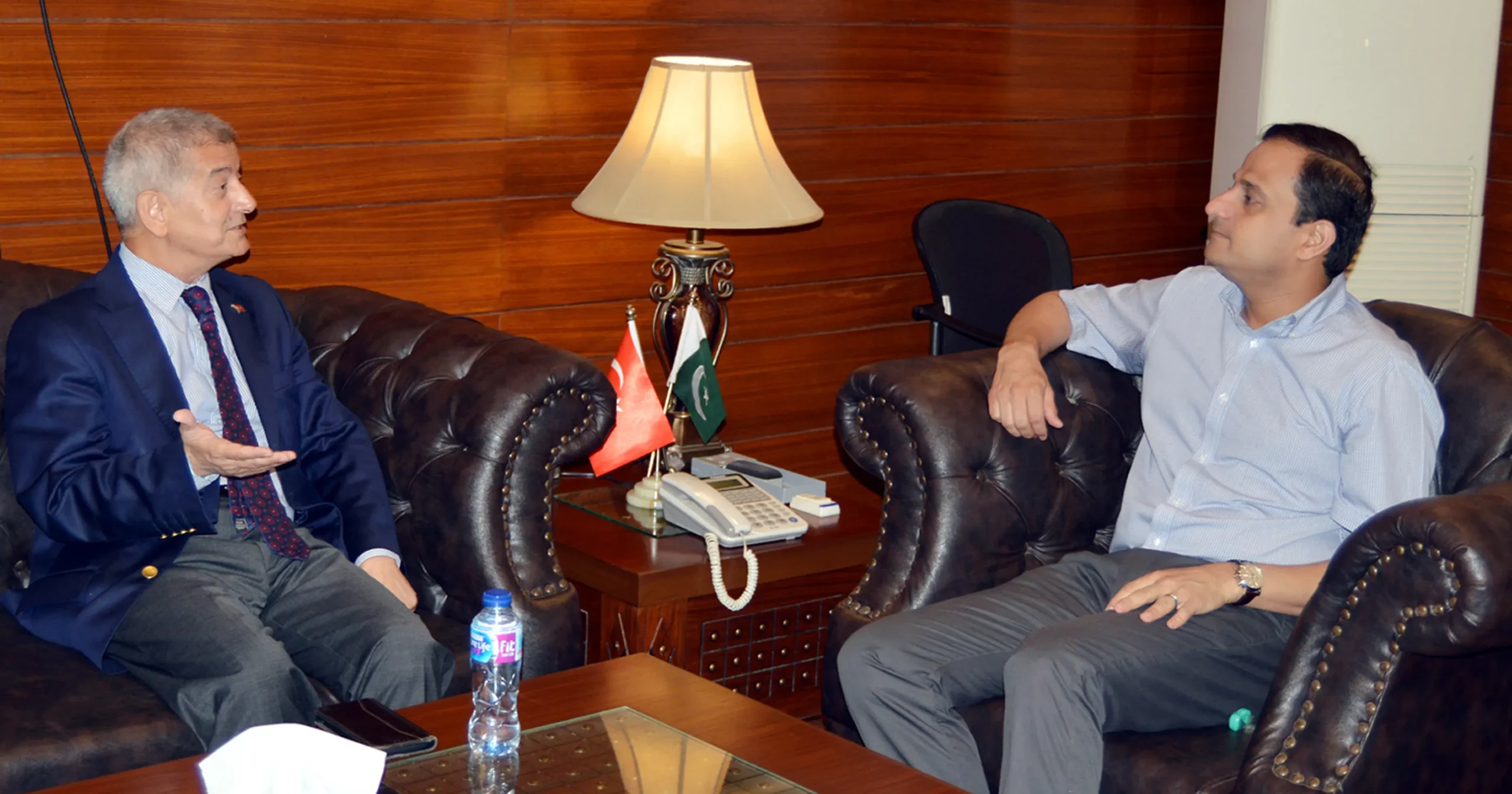 Turkish CG, Mayor Karachi discuss bilateral ties - Pakistan Observer