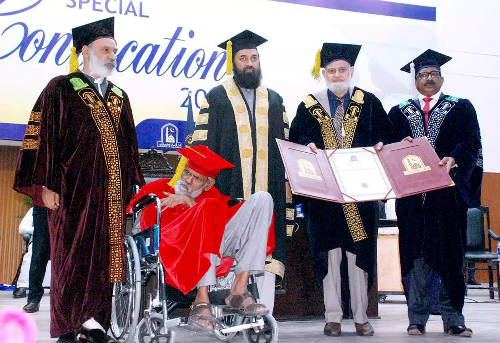 Governor awards honorary PhD degrees to Abadi, Javed Ch - Pakistan Observer