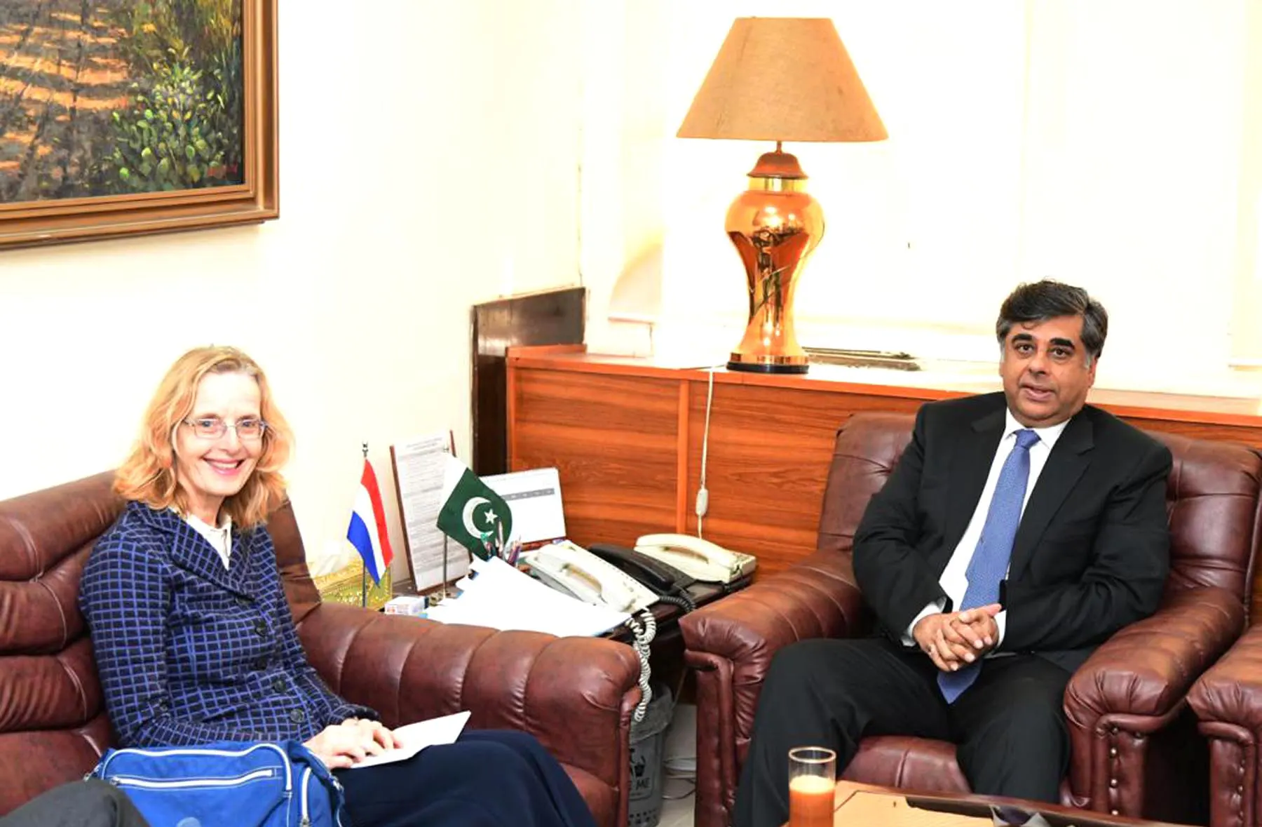 Dutch envoy calls on Dr. Gohar Ejaz to foster trade growth - Pakistan ...