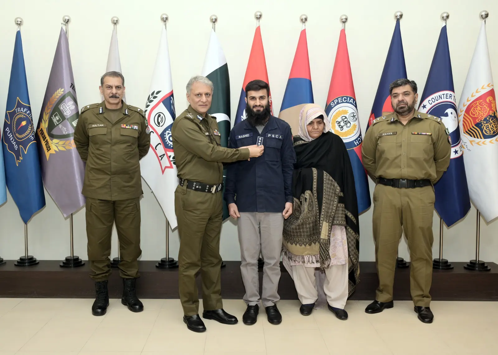 Police Communication Officers of Safe Cities Authority, got ...