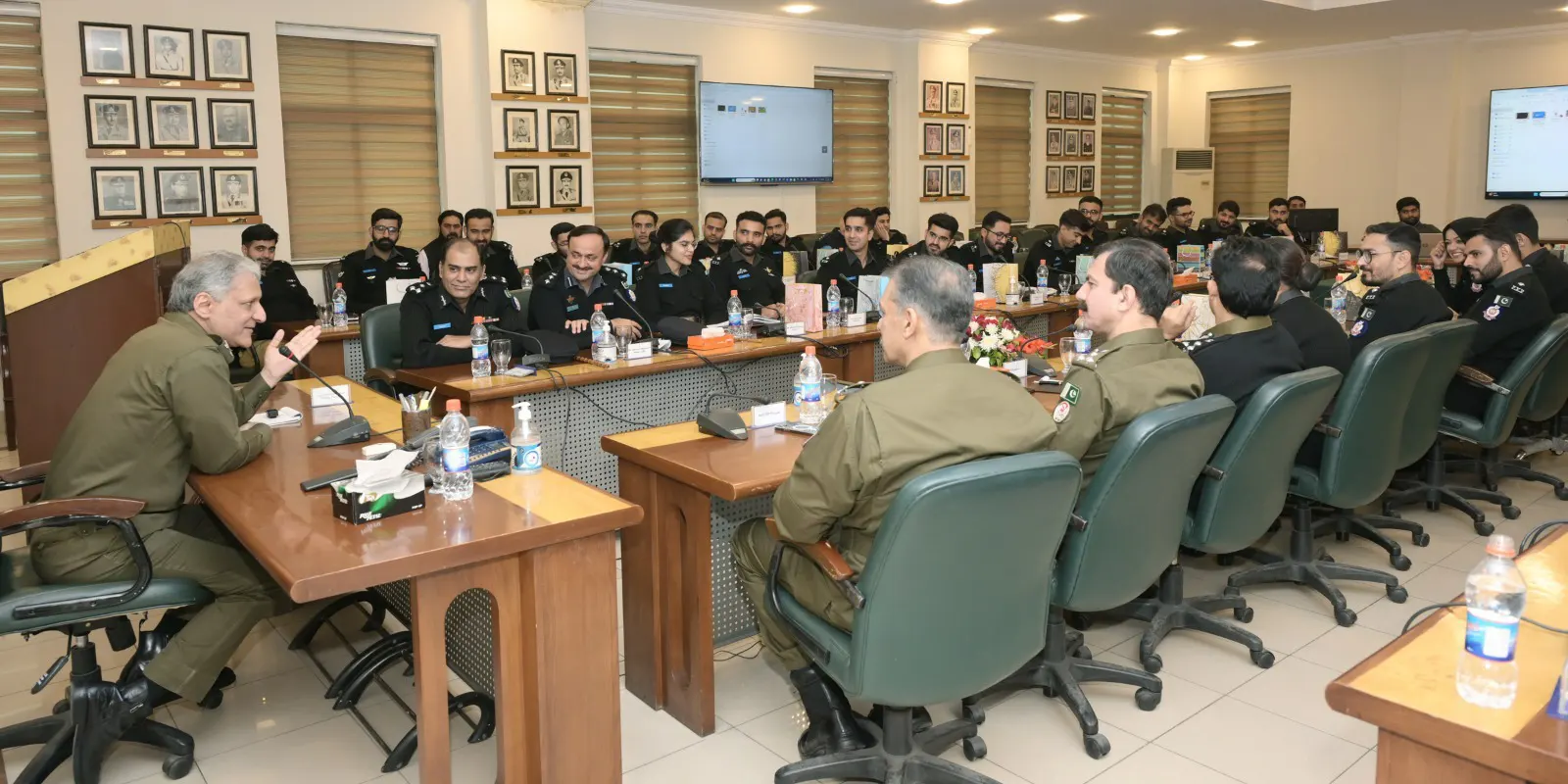 IGP determined to enhance force capacity building - Pakistan Observer