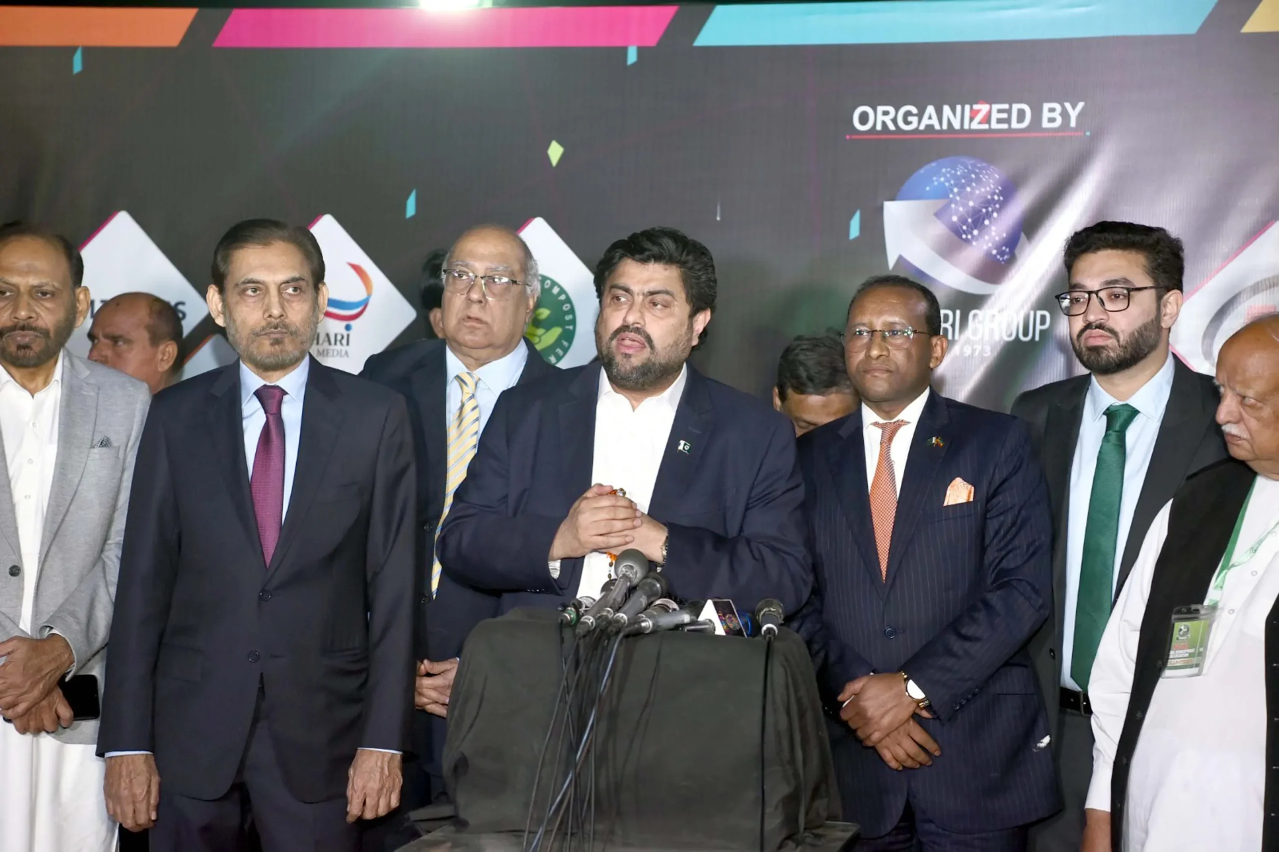 Governor Sindh inaugurates Karachi Feast - Pakistan Observer