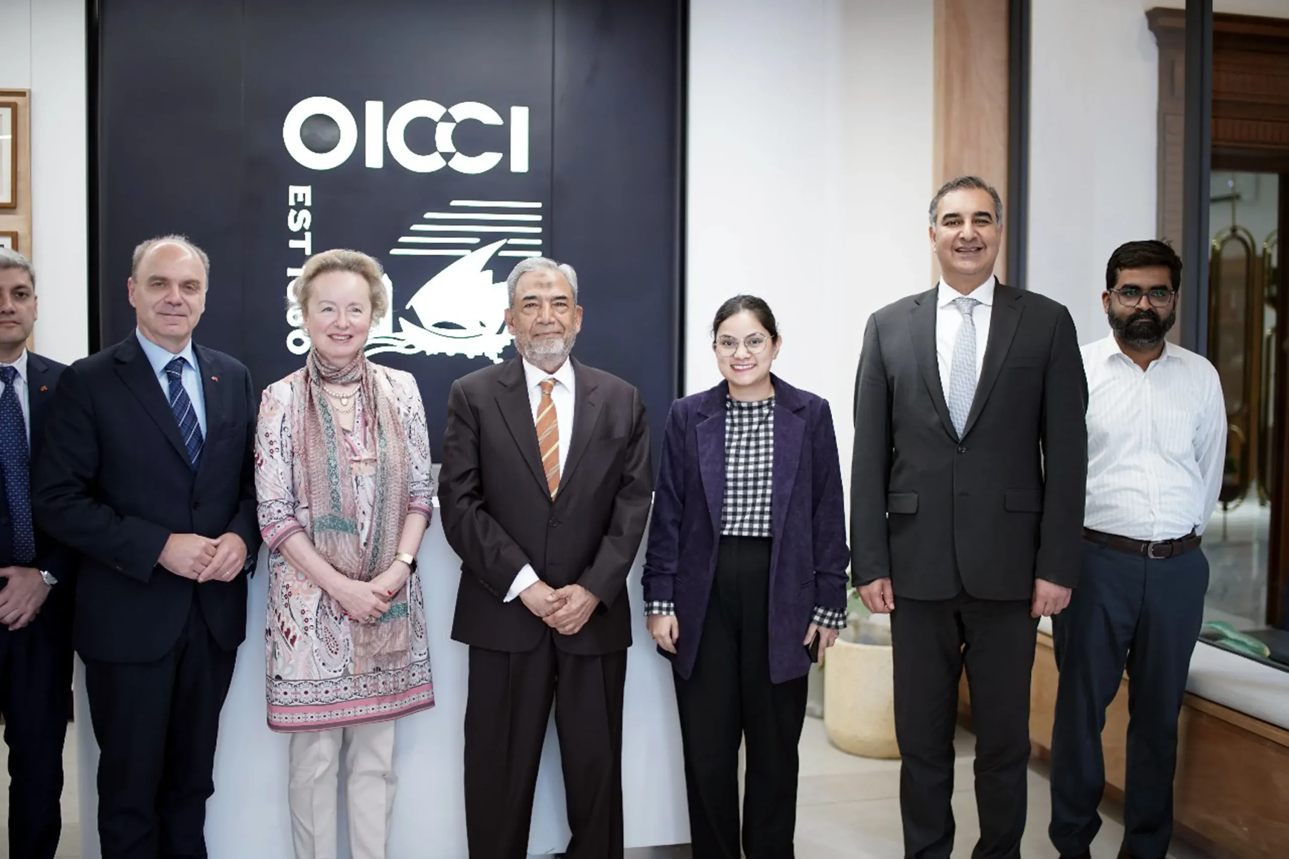 Austrian ambassador explores investment prospects in Pakistan ...