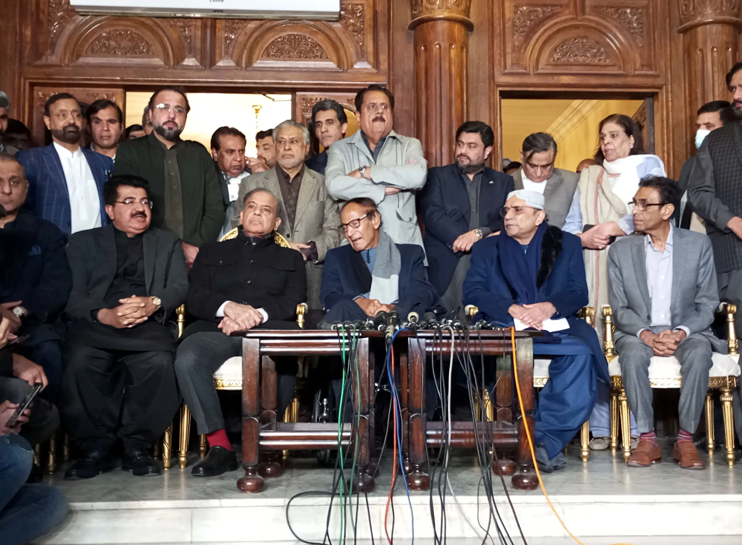PDM leaders renew coalition to form govt - Pakistan Observer