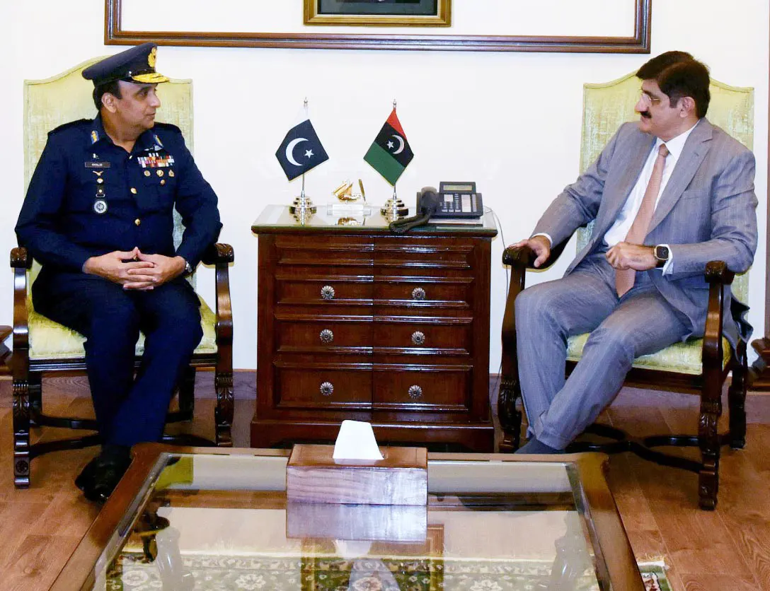 Air Vice Marshal calls on CM - Pakistan Observer