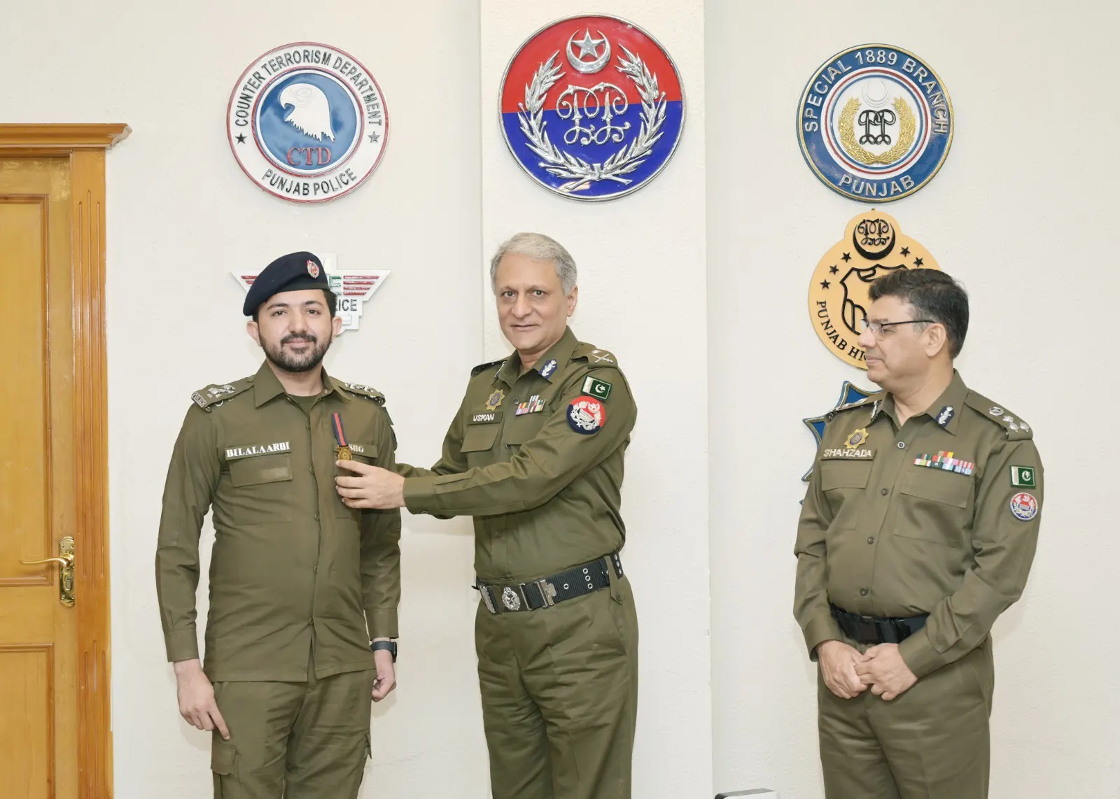 IG Dr Usman honored 11 police officers and officials - Pakistan Observer