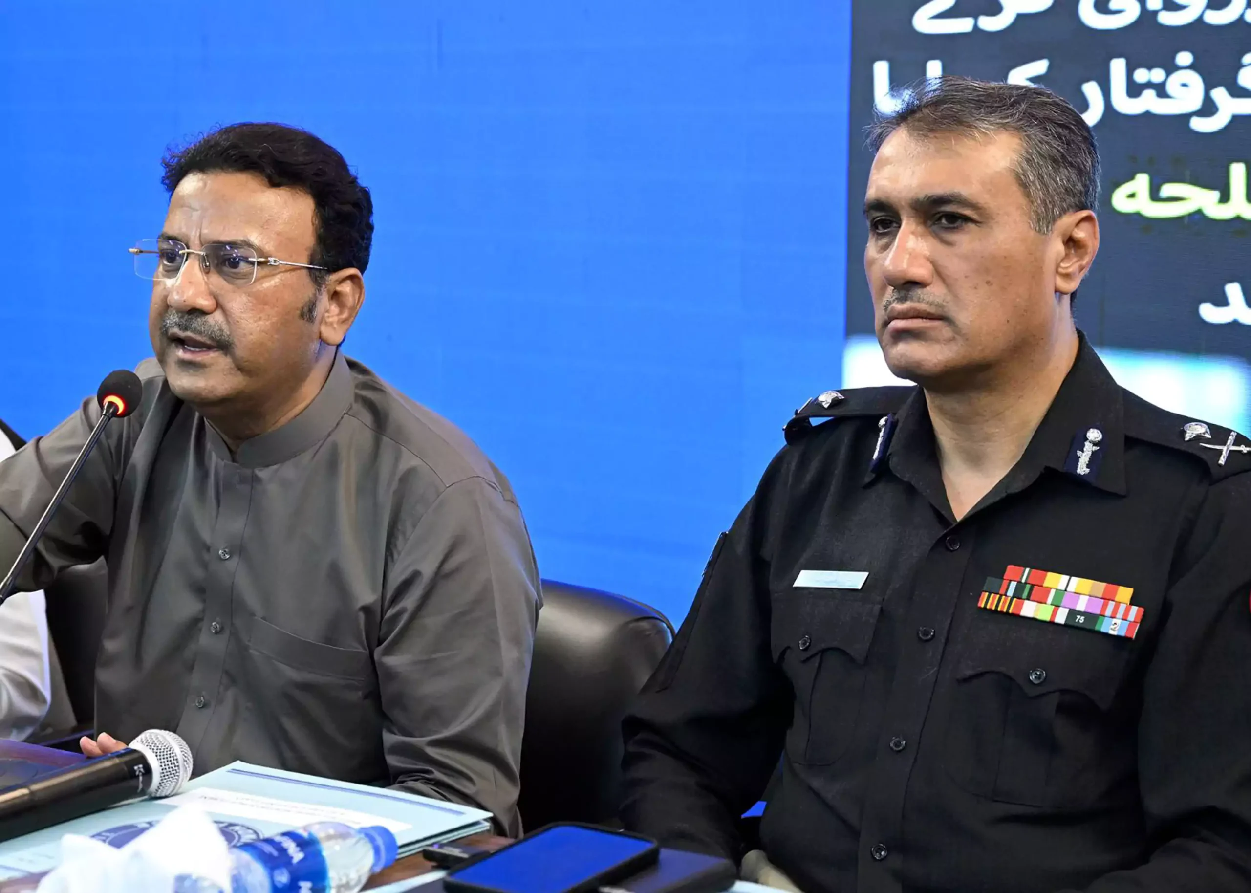 Lanjar praises police for Kachha area successes, Muharram security ...