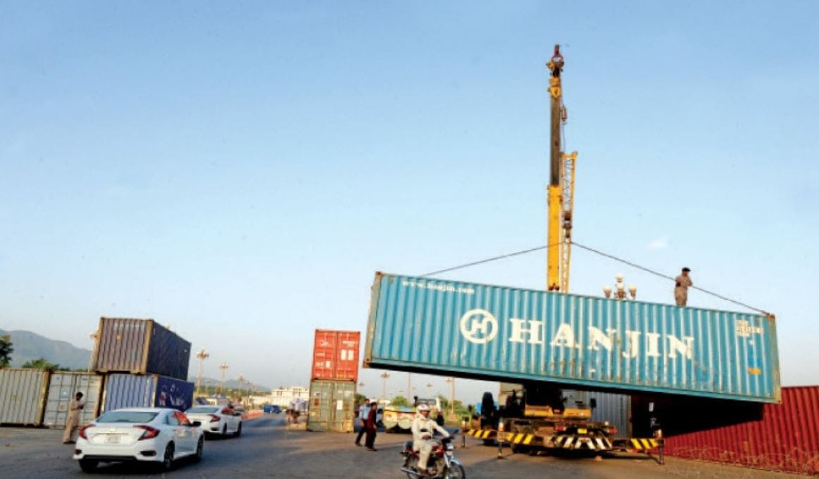 Islamabad’s Red Zone sealed, roads blocked with containers ahead of PTI ...