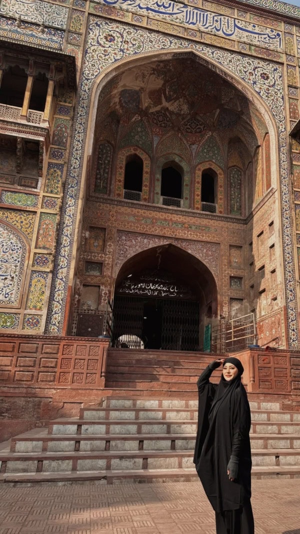 What is Japanese porn star Kae Asakura doing in Pakistan? - Pakistan Observer