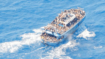 36 FIA officers sacked over ‘involvement’ in boat tragedy - Pakistan ...