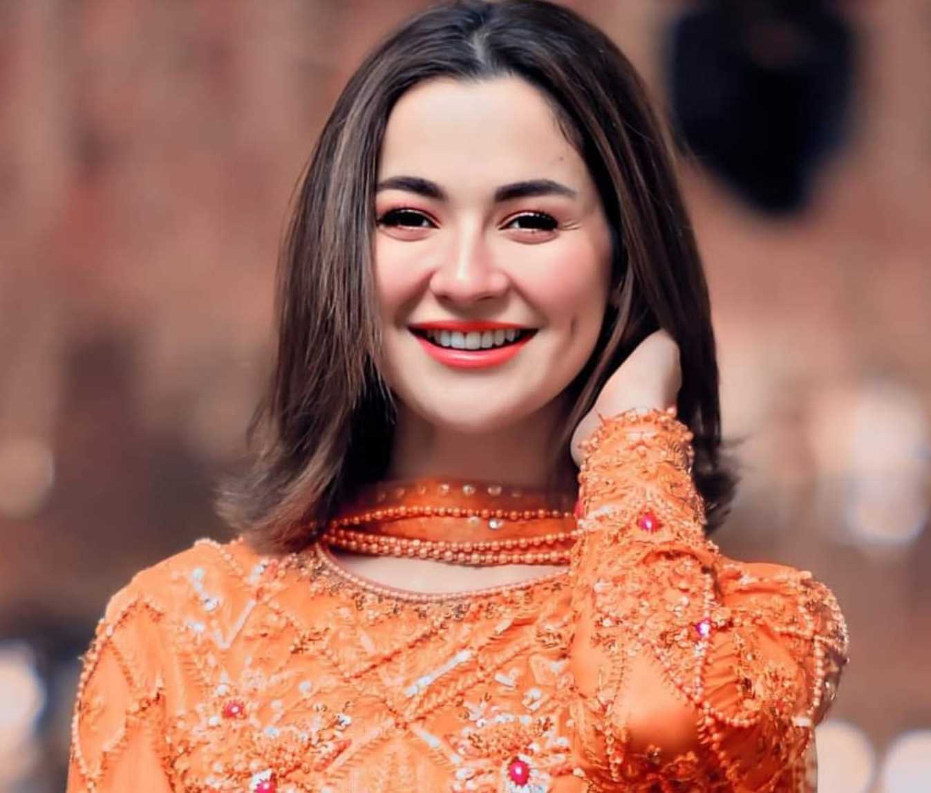 Who introduced Hania Aamir to showbiz? - Pakistan Observer