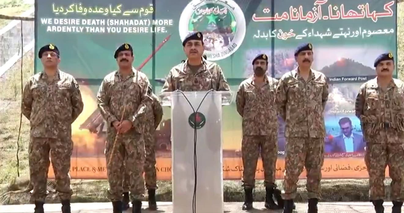 Field Marshal Asim Munir celebrates Eid with frontline troops along LOC ...