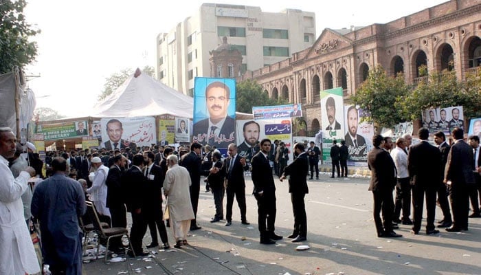 SCBA elections 2025-26: Independent group’s Haroon Rashid elected ...