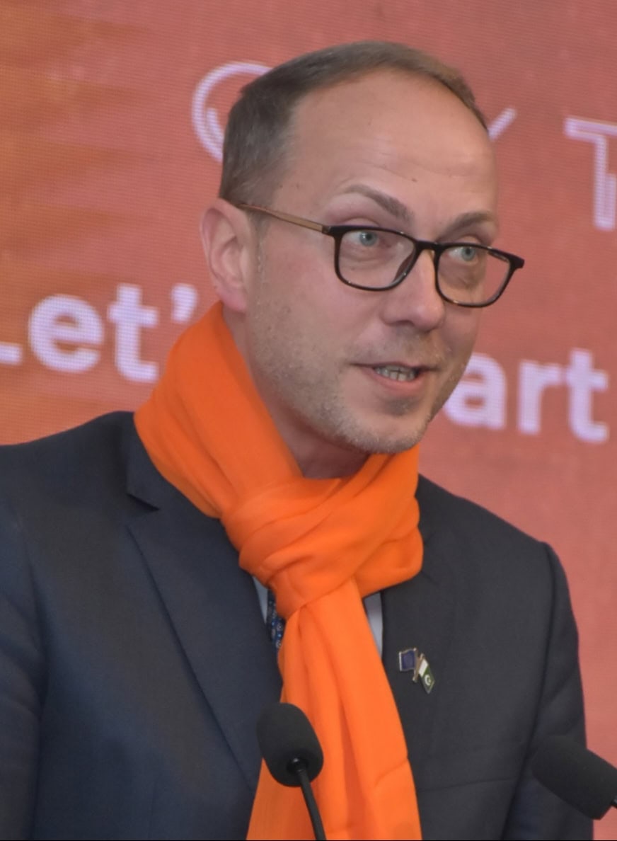 Guy Talk Returns: Conversations on fatherhood, positive masculinity ...