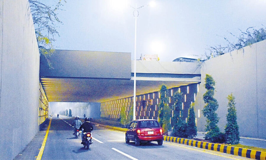 Mohsin Naqvi inspects finishing work at under construction site on 9th ...