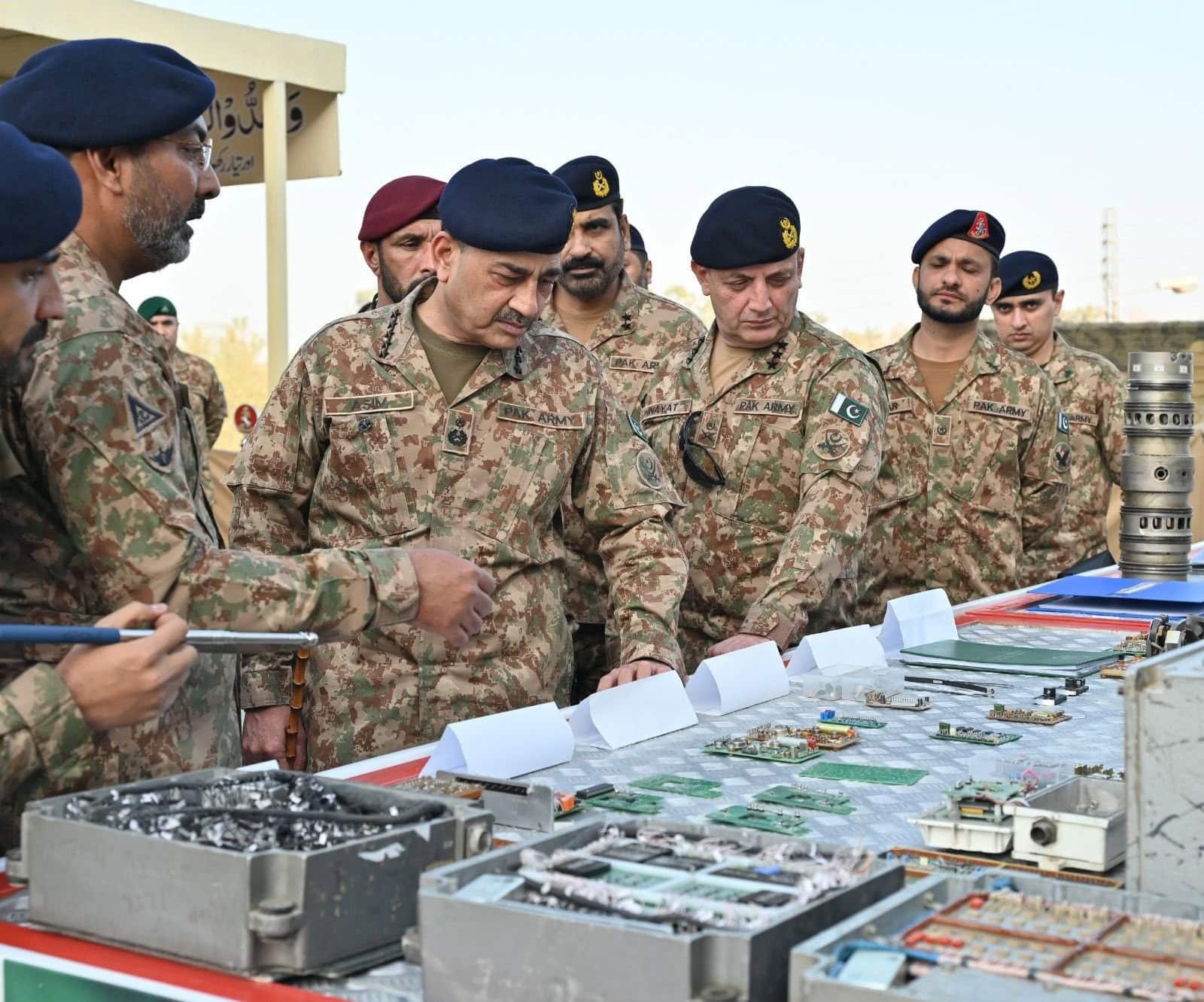 CDF Munir says Pakistan armed forces undergoing major transformation ...